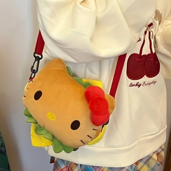 Hello Kitty | Bags | Hello Kitty Cheeseburger Crossbody Zipper Bag Nwot ...